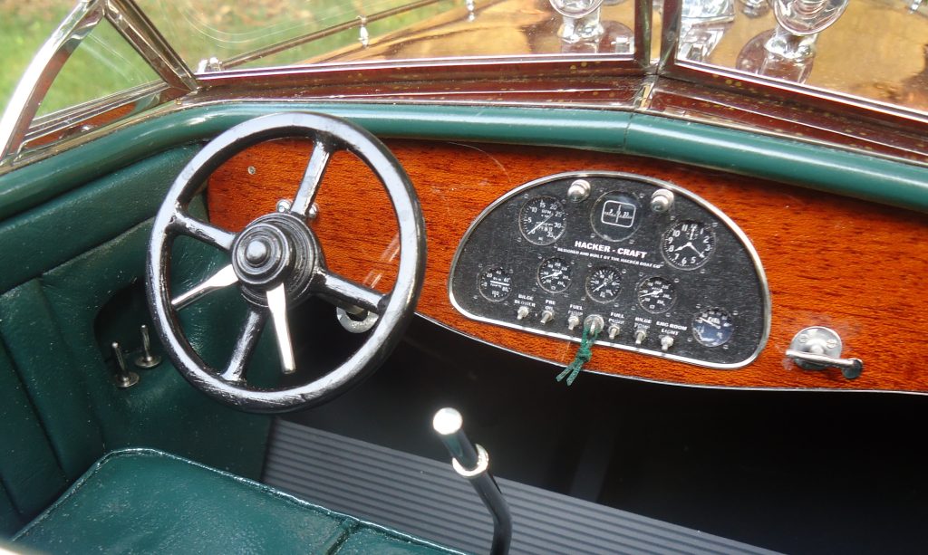 Radio-Controlled Models of Mahogany History - ACBS - Antique Boats ...