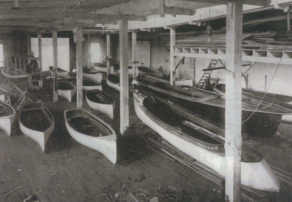 Red Wing Motor Co. - ACBS - Antique Boats & Classic Boats ...